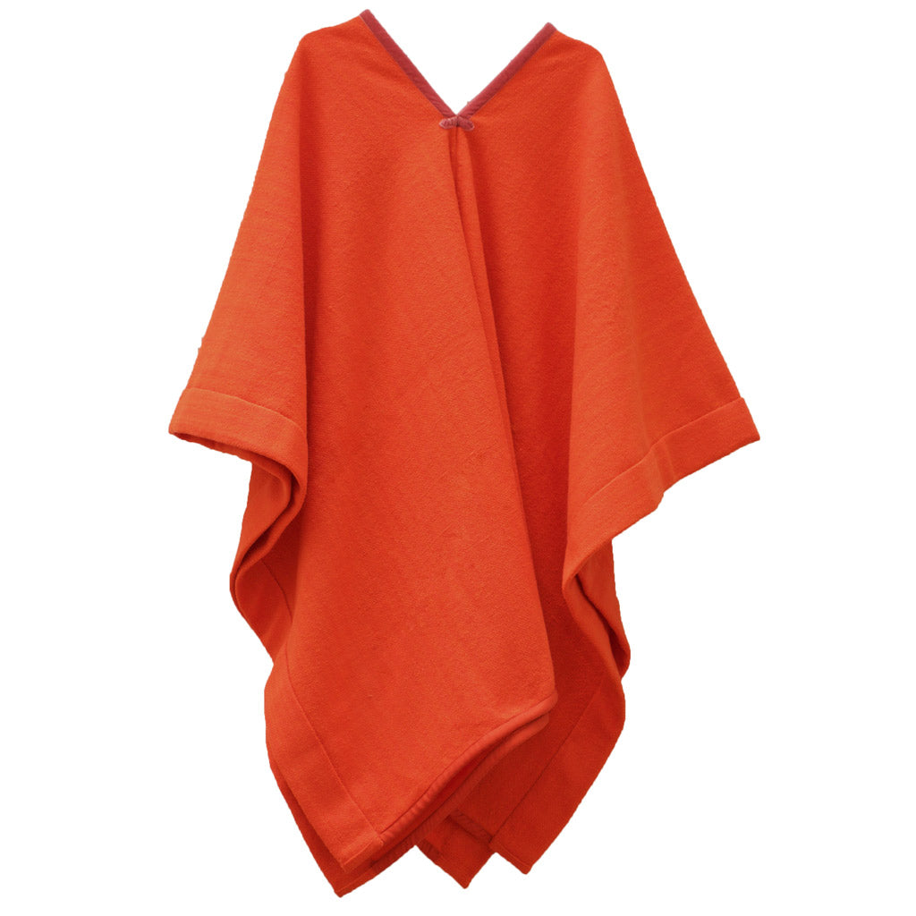 Ponchos & Capes – Olga Fisch